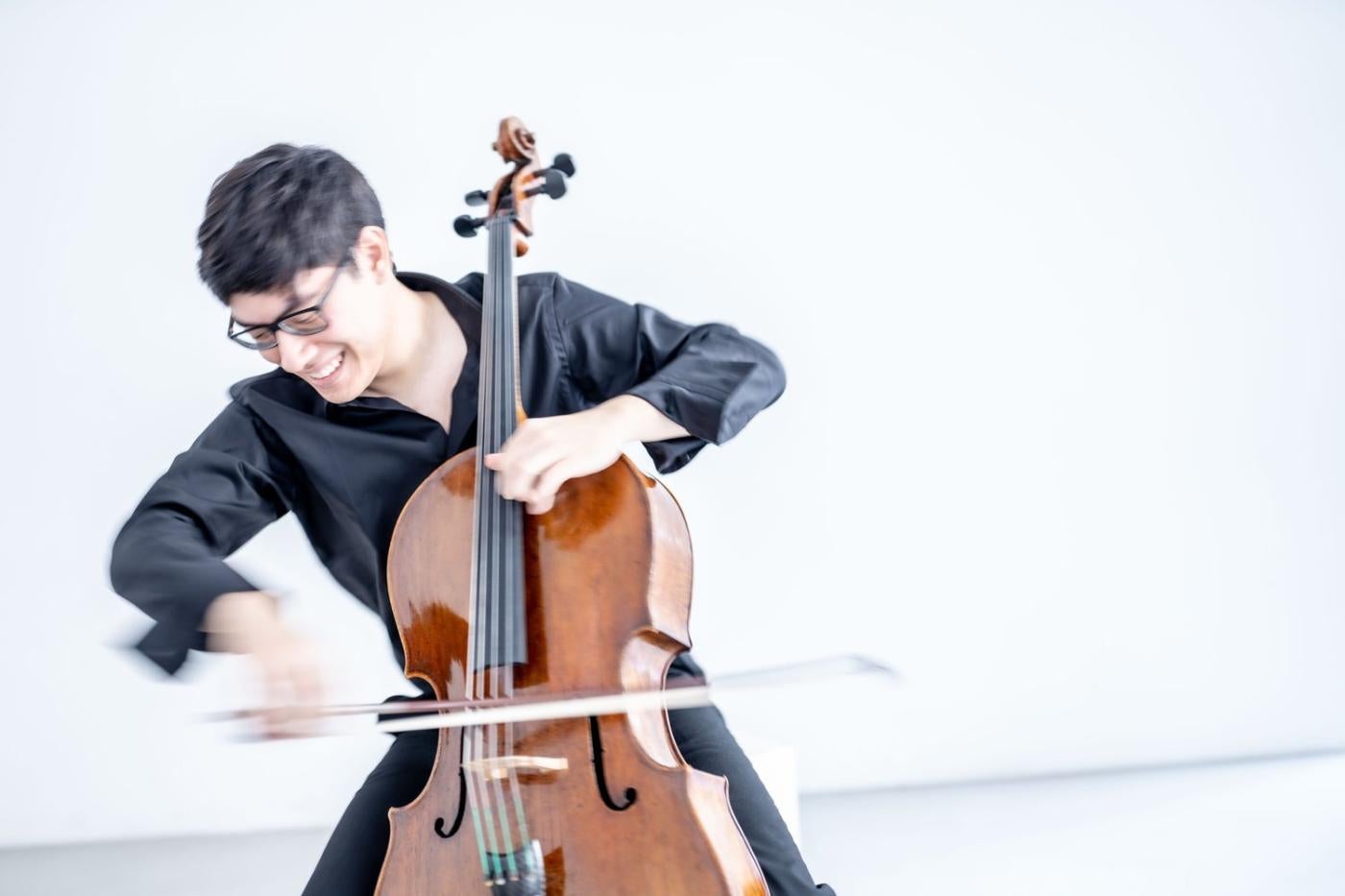 Zlatomir Fung with cello.jpeg | WETA